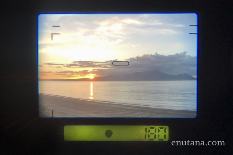 CONTAX/コンタックスTVS2、至極のズーム機。思い出フィルムカメラ決定版。作例と使い方、徹底レビュー。 | ZINEえぬたな